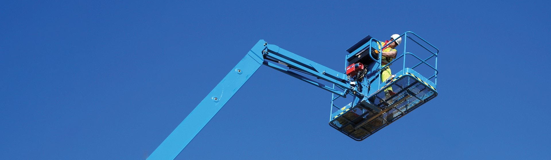 Powered Access Hire & Training | Nationwide Platforms